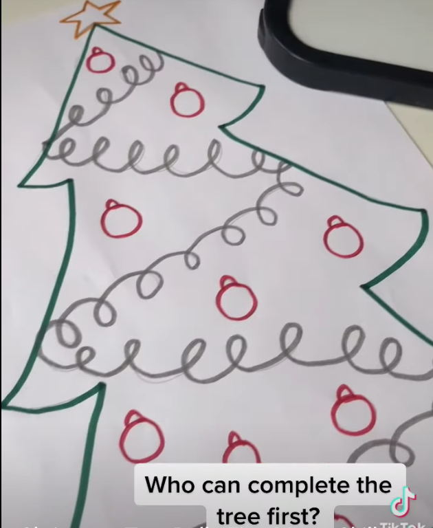 Christmas Tree Roll – Fine Motor Skills - Playful Learning Games